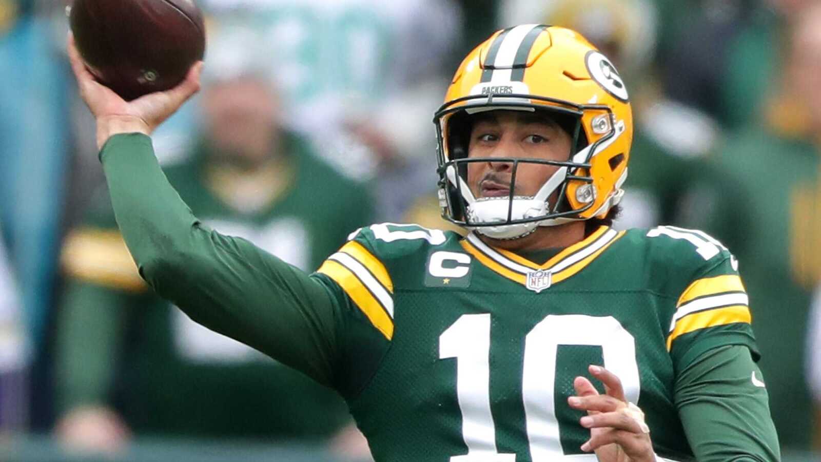 NFC Notes: Jordan Love, Colston Loveland, Montez Sweat, Bears, Packers ...