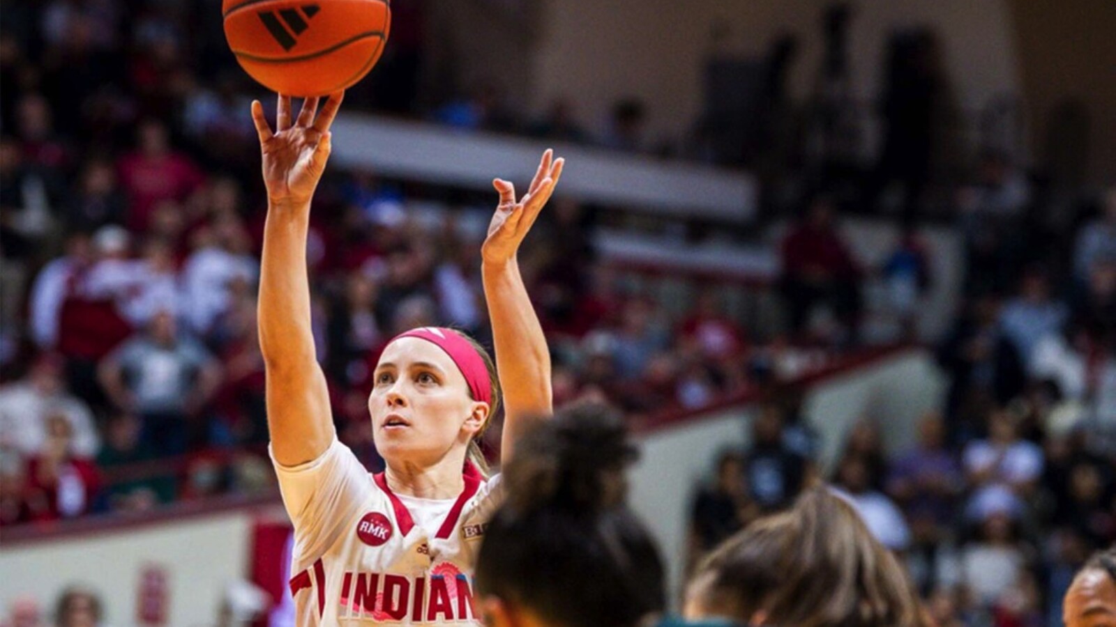 No. 14 Indiana Plays at Wisconsin Wednesday, Sara Scalia Chases 3-Point ...