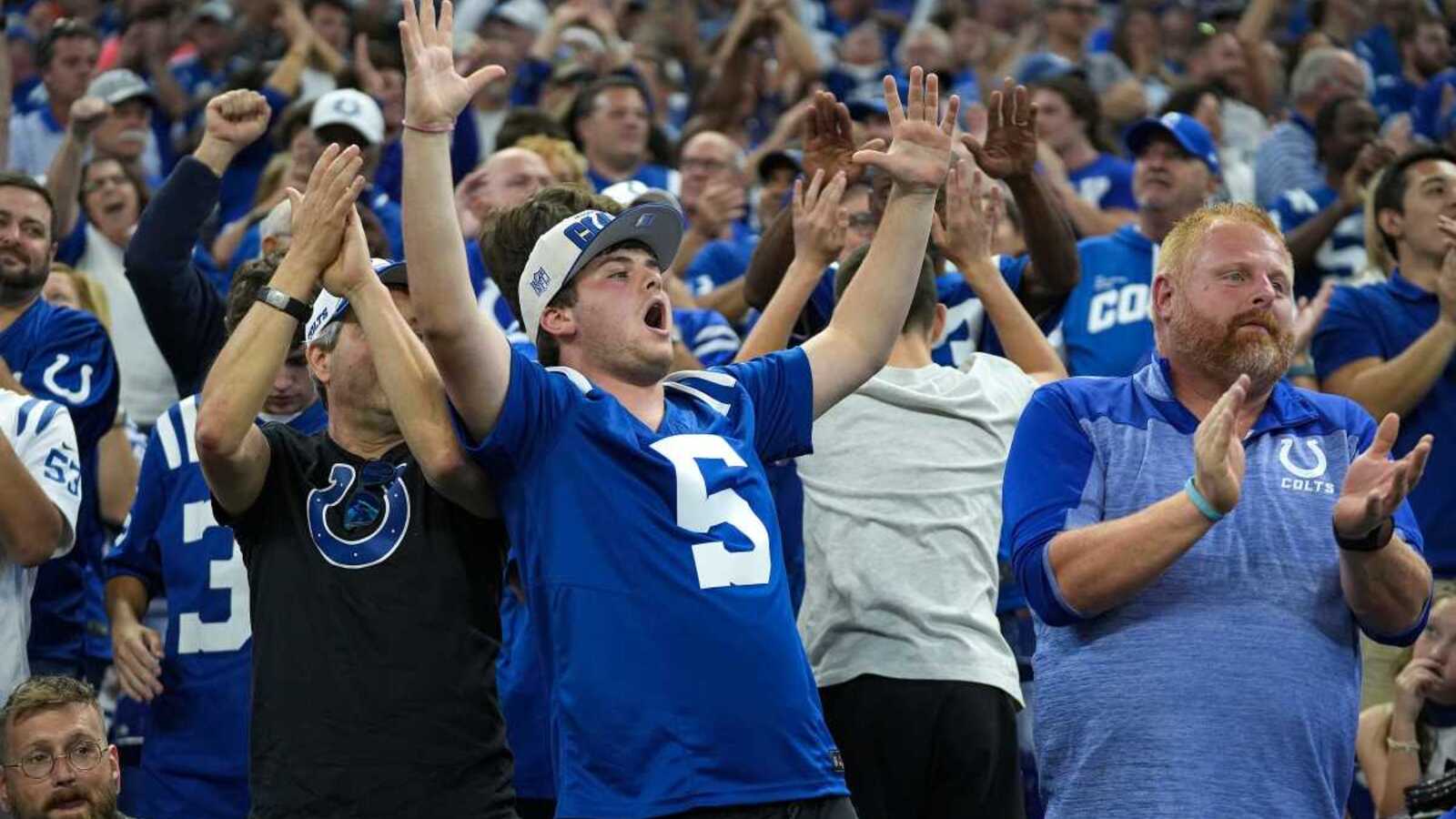 Colts do their fans a favor with beer prices at Lucas Oil Stadium for ...