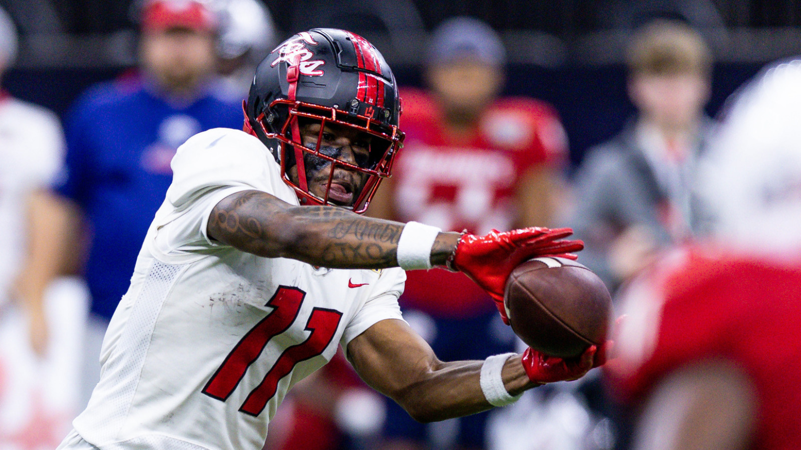 Jets sign Round 3 WR Malachi Corley | Yardbarker