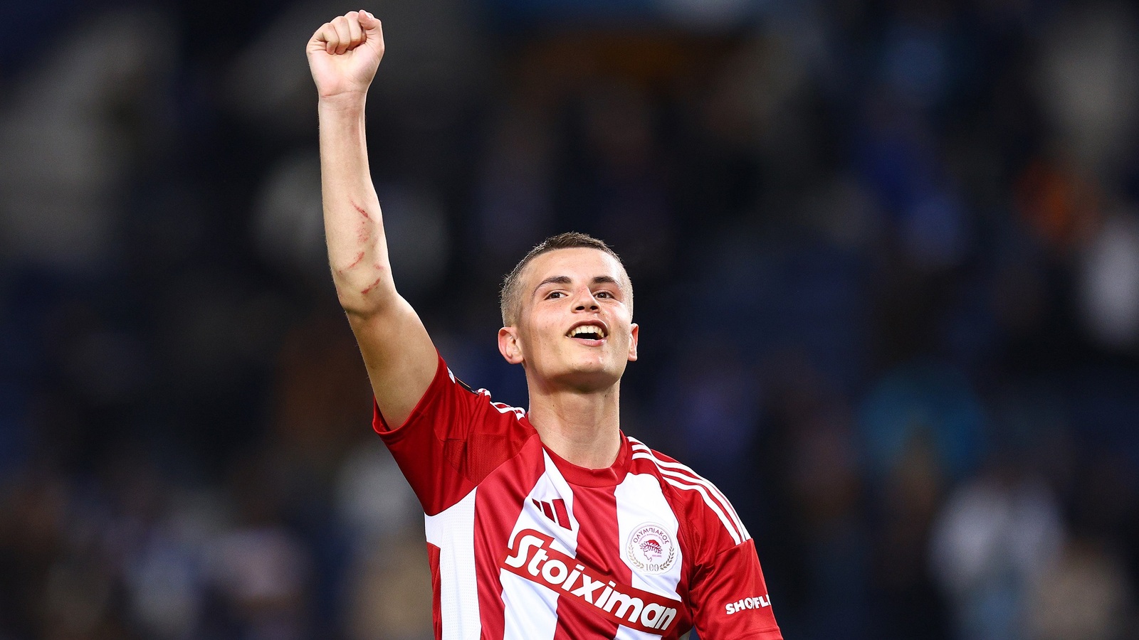 Arsenal lock horns with Man United and Aston Villa to sign midfield ...