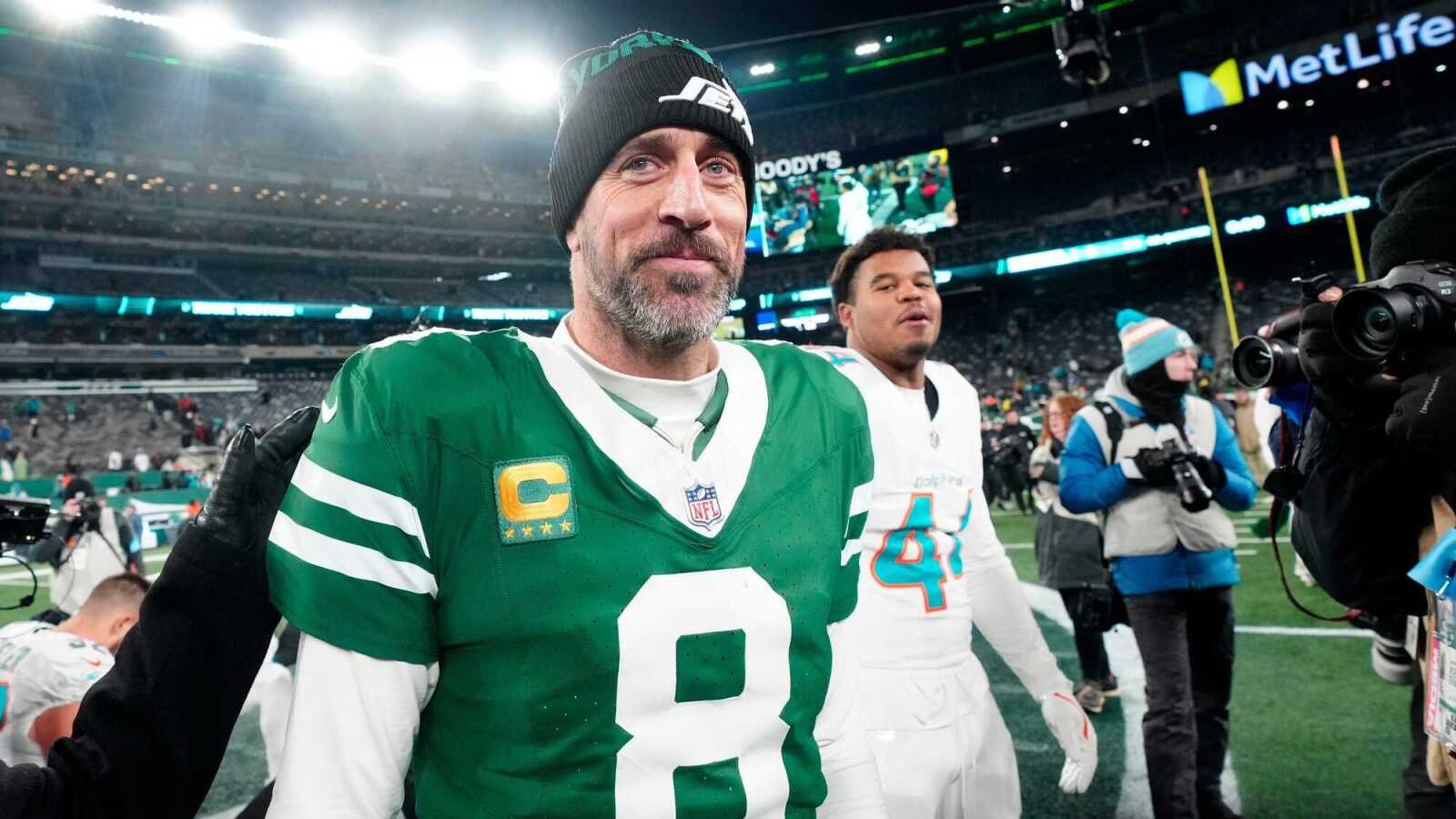 Jets make official statement on Aaron Rodgers’ future | Yardbarker