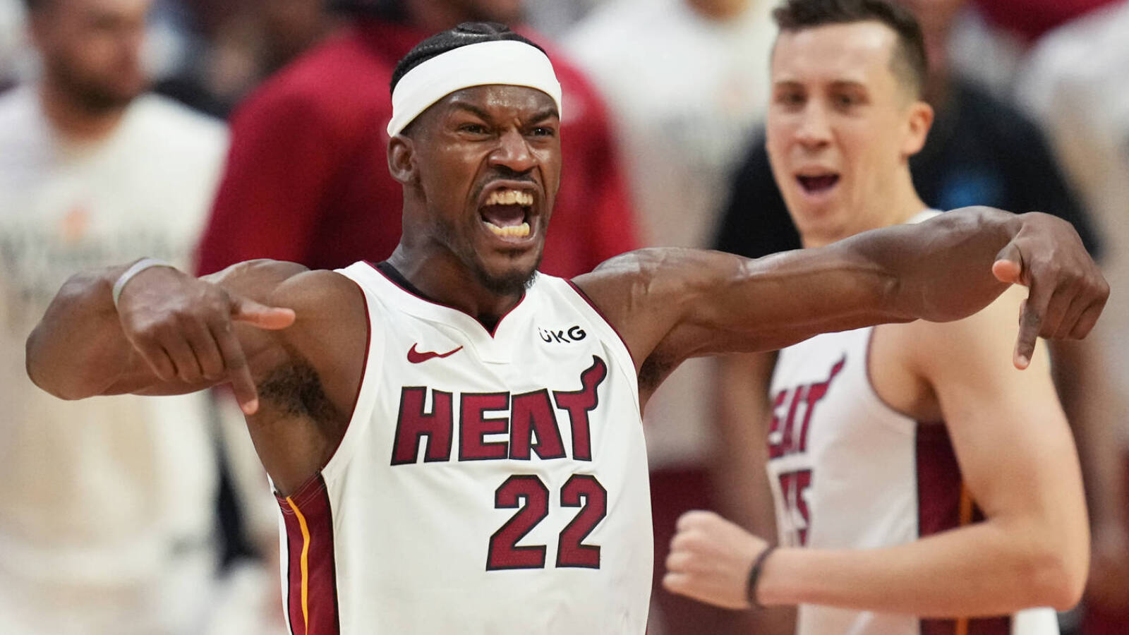 Monster Jimmy Butler game shoves Bucks to brink of elimination | Yardbarker
