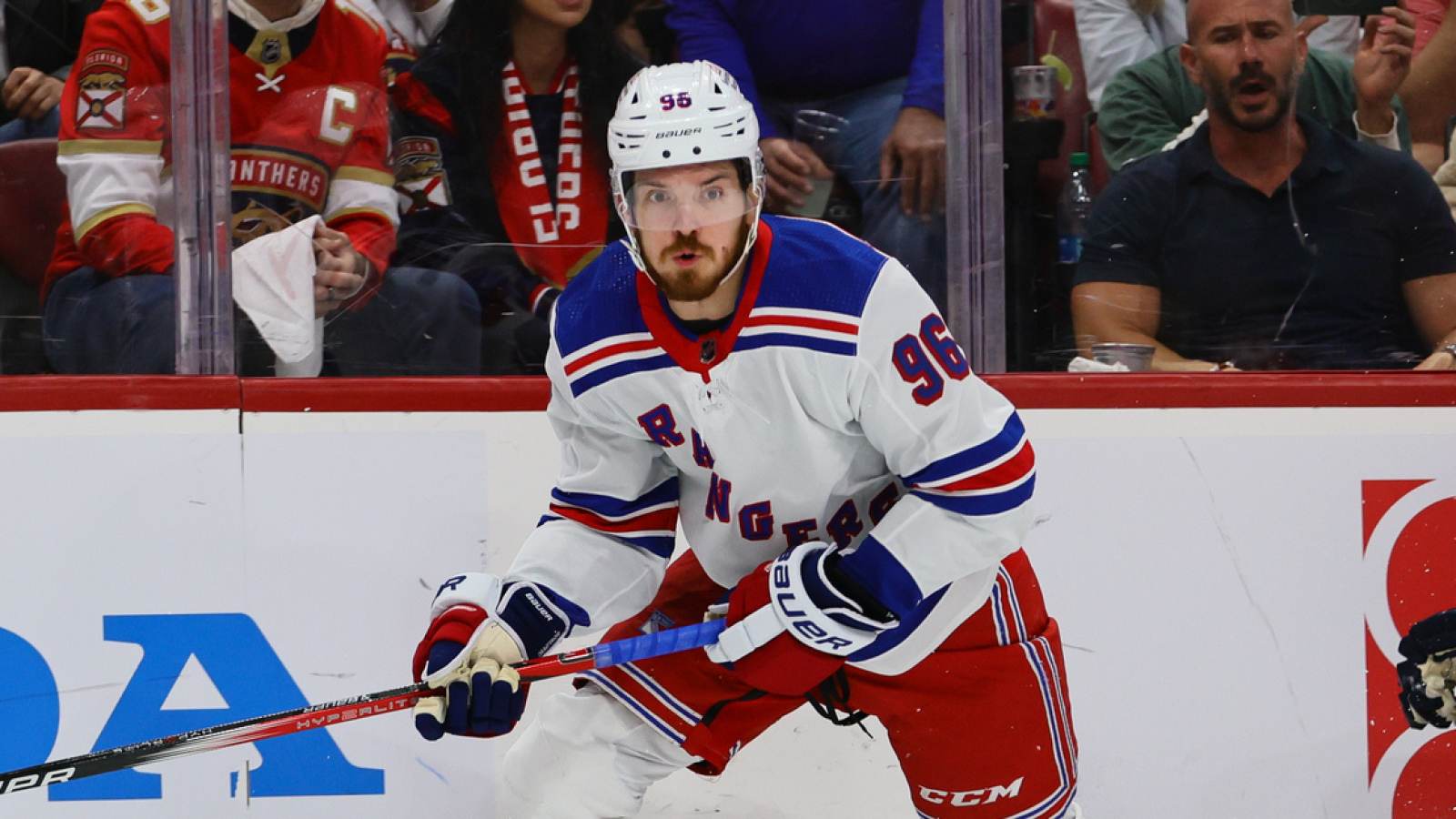 Hurricanes add to forward core with latest signing | Yardbarker