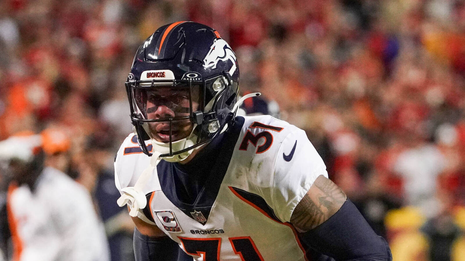 Broncos release Pro Bowl defensive player | Yardbarker