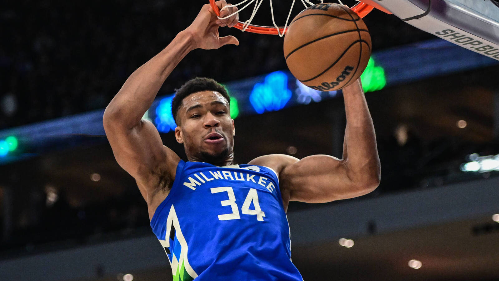 Giannis, Steph lead Ringer's top 100 players list | Yardbarker