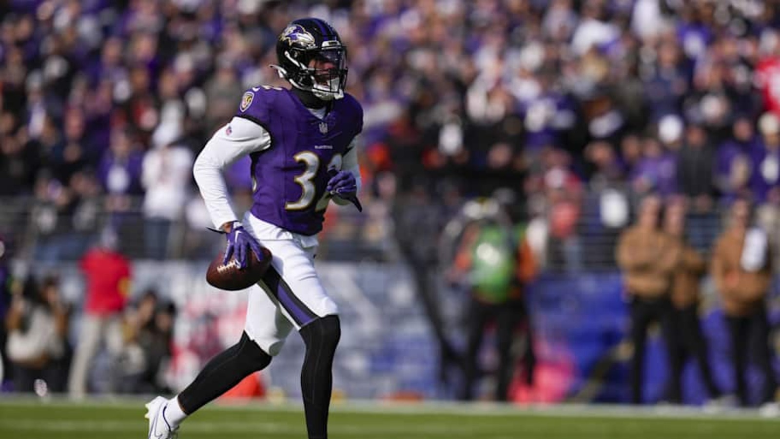 Former Ravens DB Named Best Free Agent Available | Yardbarker