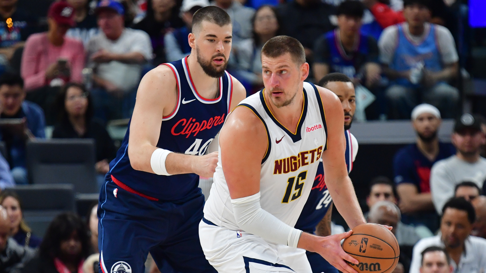 Frustrated Nikola Jokic shows rare emotion in 34-point loss | Yardbarker