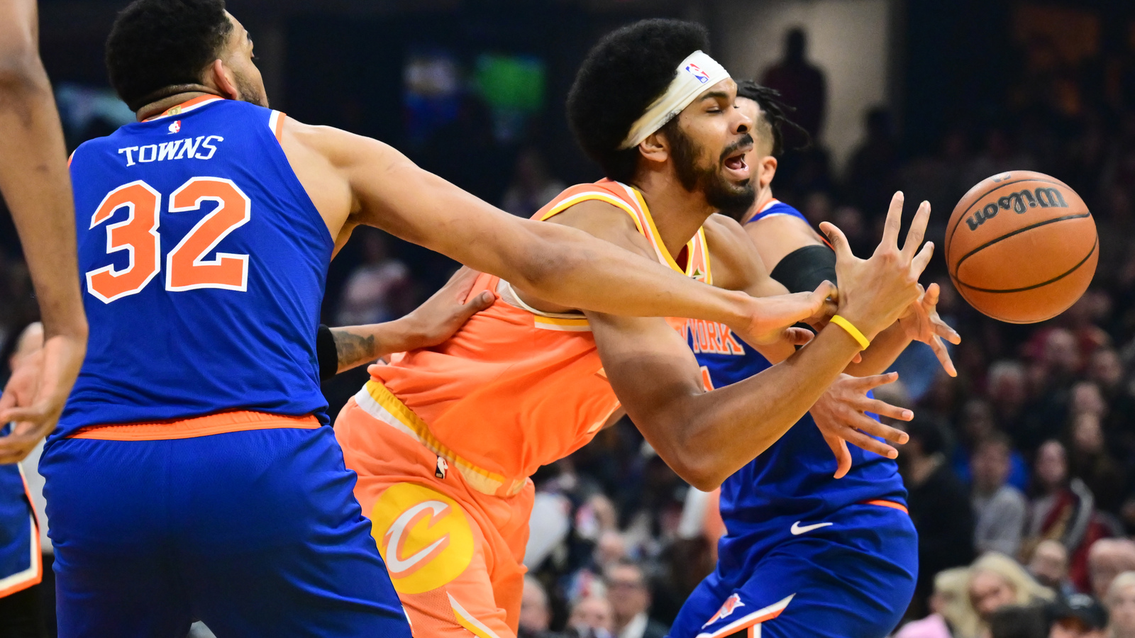 Cavs show some muscle and necessary hustle, take down Knicks | Yardbarker