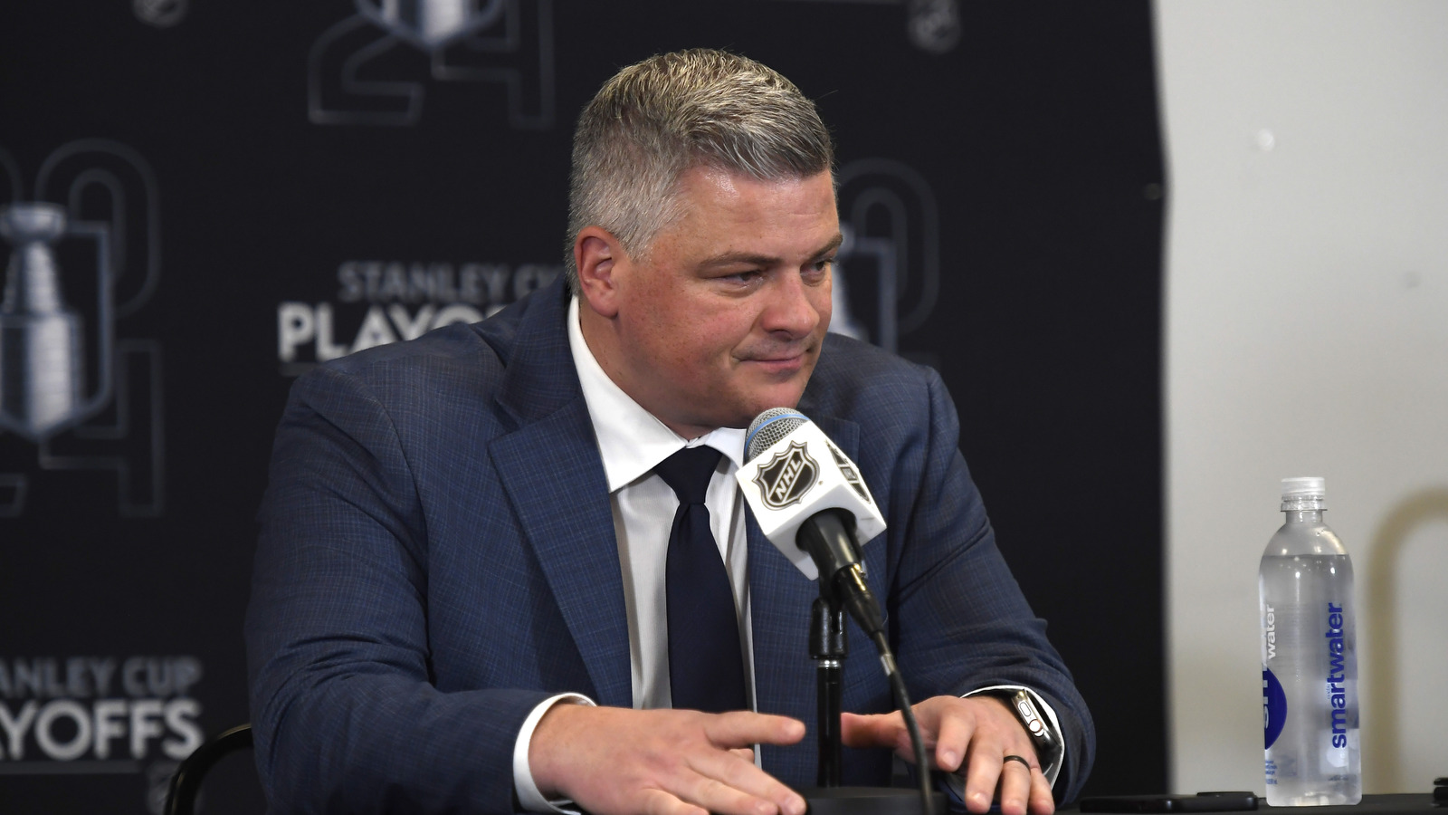 Sheldon Keefe Sends Blunt Message to Devils Demoted Defenseman | Yardbarker