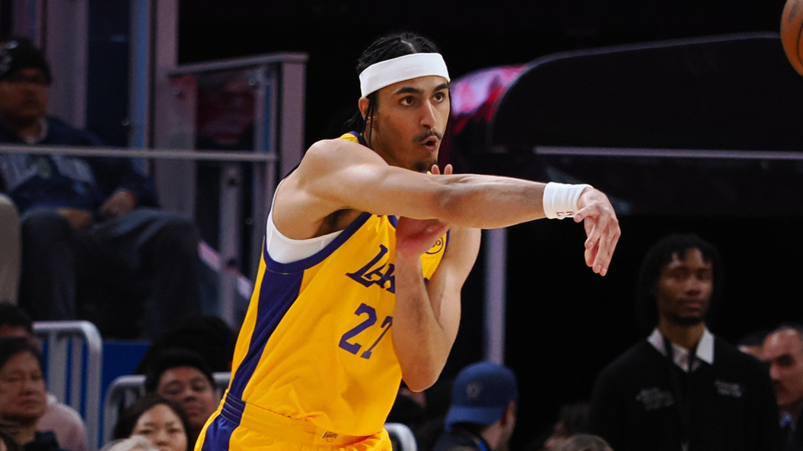 Lakers Cut New Signing After Just One Day | Yardbarker