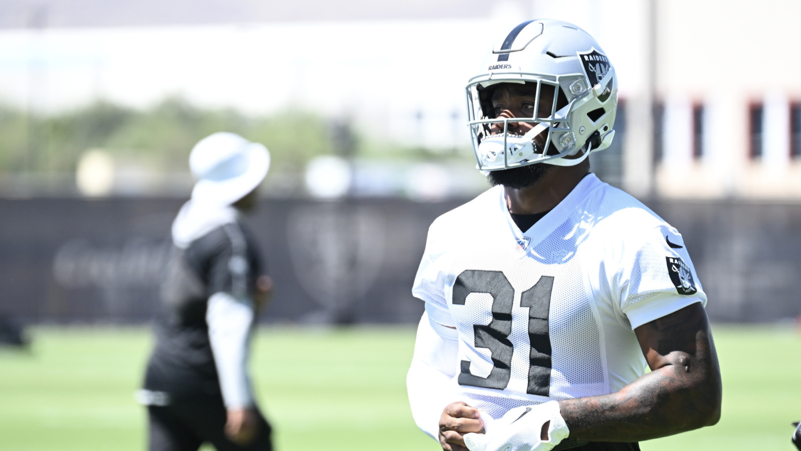Raider trashes former team after major trade | Yardbarker