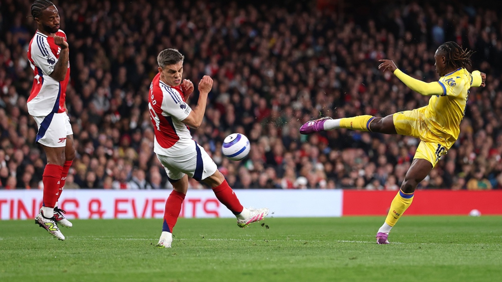 Explained: Why Arsenal Backed Away from Xavi Simons Transfer | Yardbarker