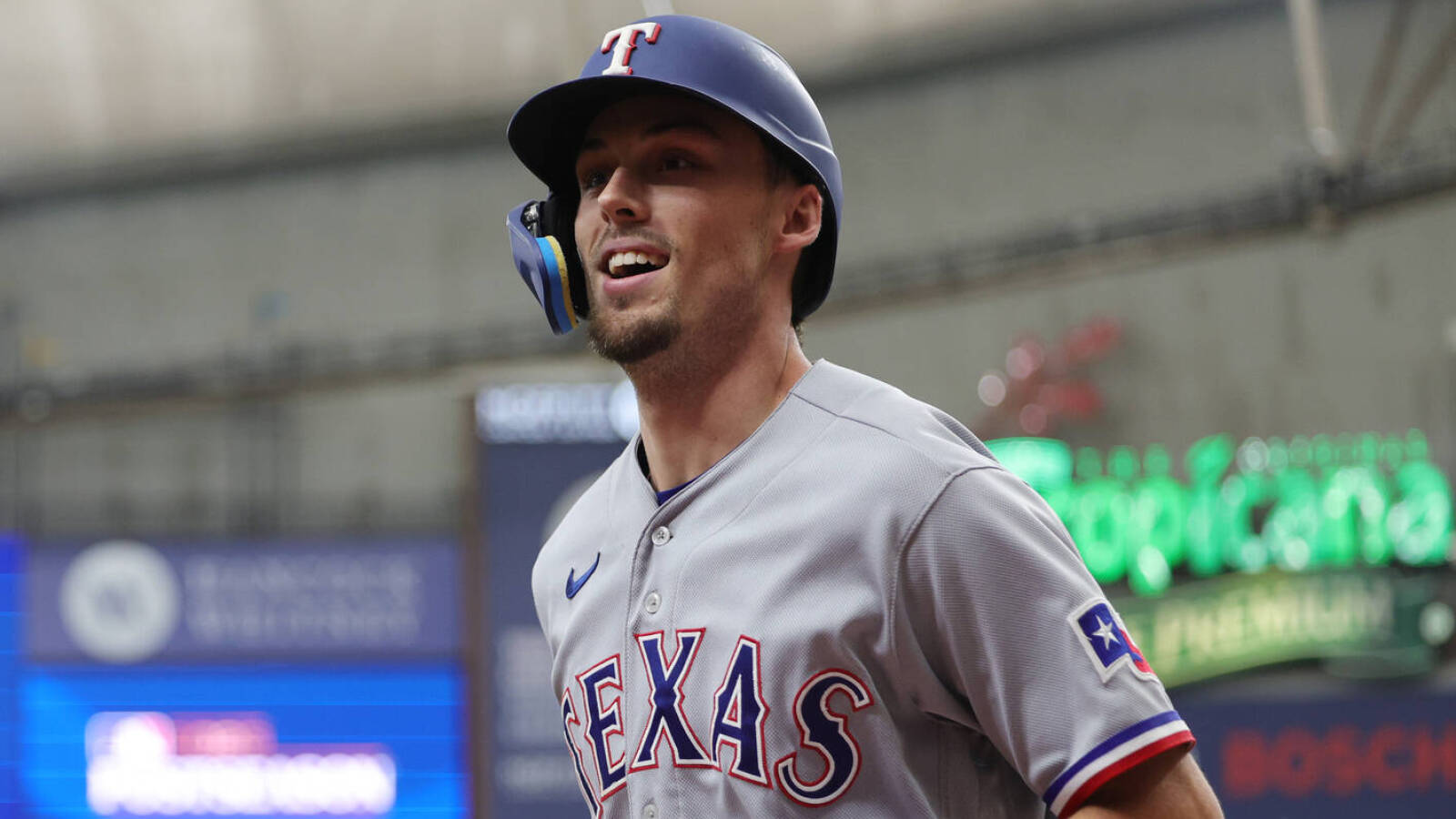 This Rangers rookie continues to shine on the biggest stage | Yardbarker