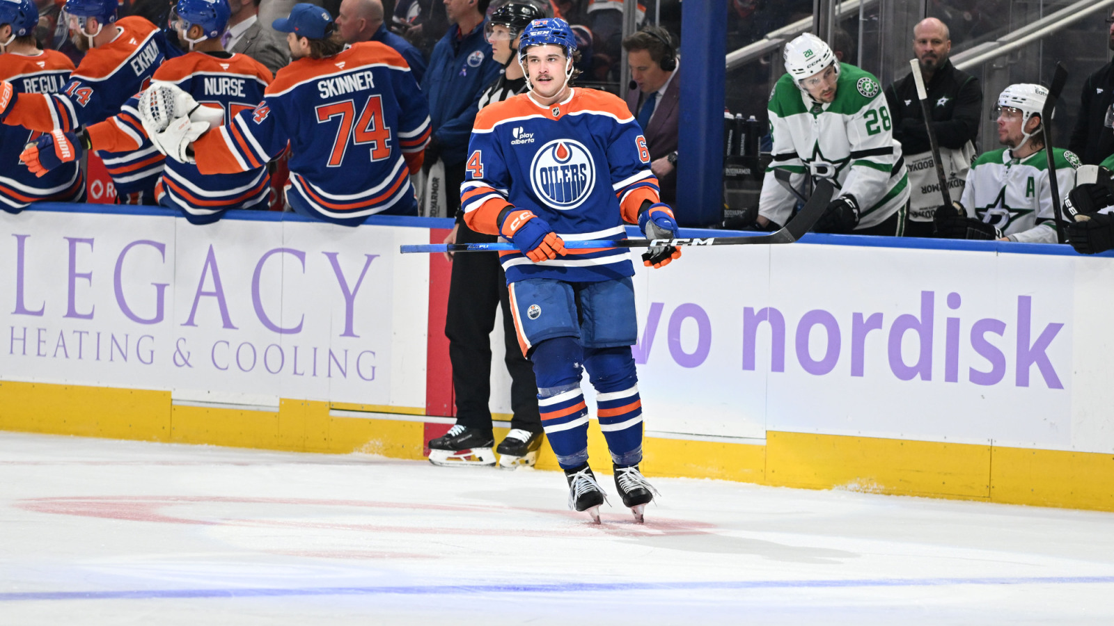 Connor Clattenburg deserves a spot in the Edmonton Oilers’ lineup ...