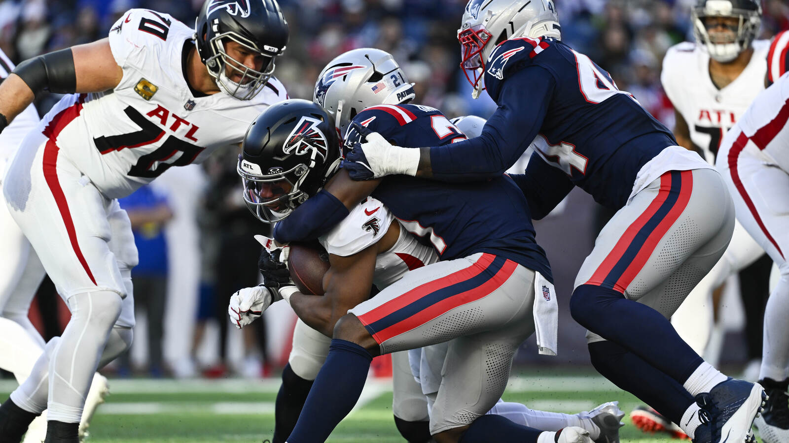 Video shows Patriots player clapping before key Falcons penalty ...