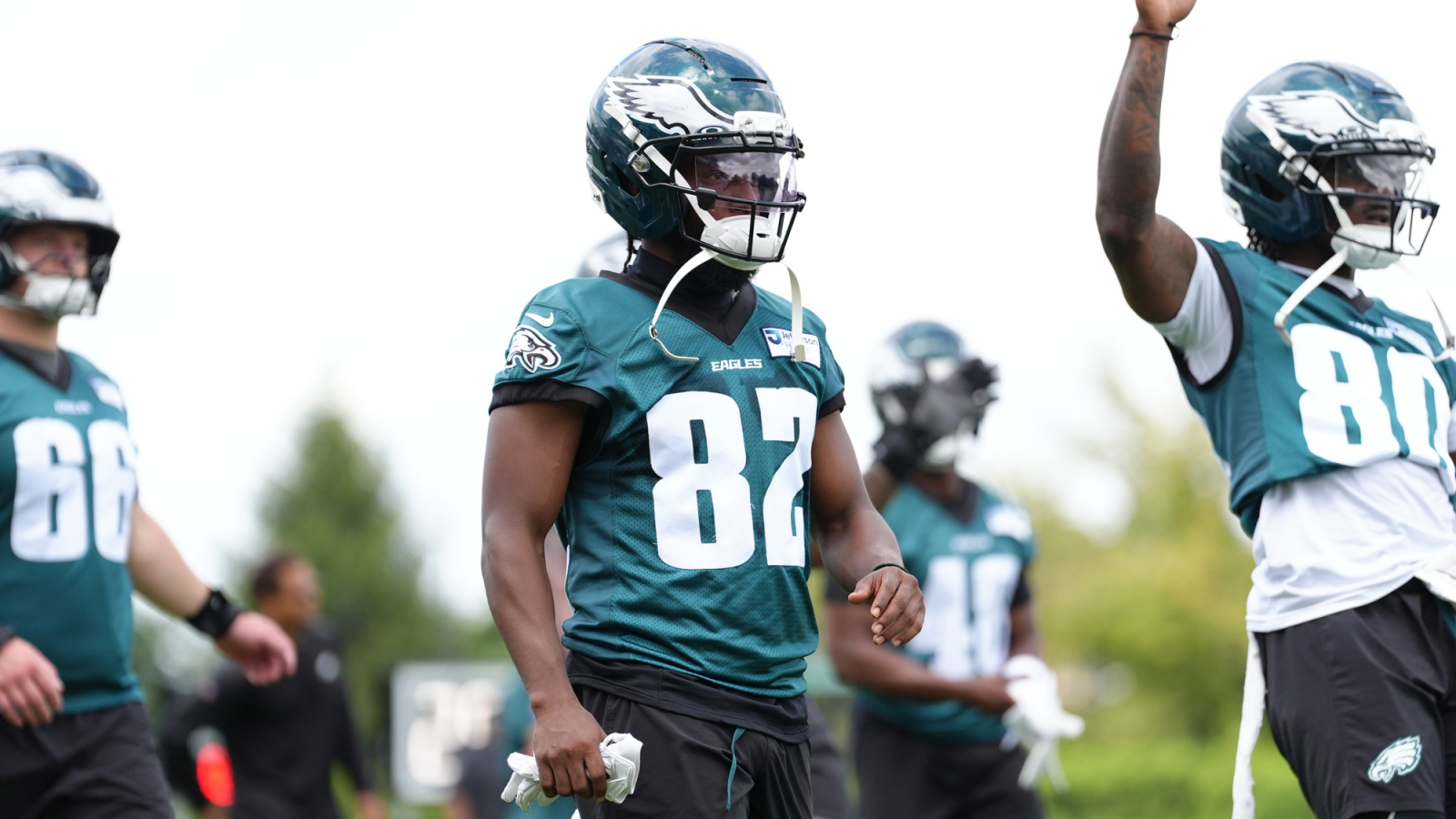 Eagles Receiver Hoping To Eat This Season: 'He's A Hungry Guy' | Yardbarker