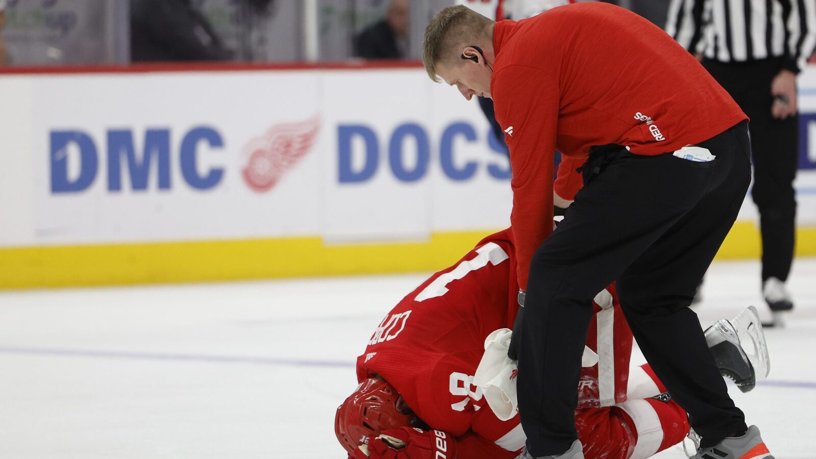 Detroit Red Wings’ Andrew Copp possibly dealing with broken cheek bone ...