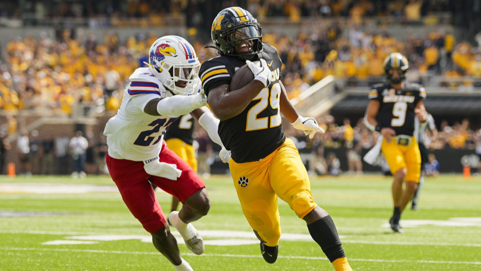 Missouri’s Ahmad Hardy provides positive update after being shot ...