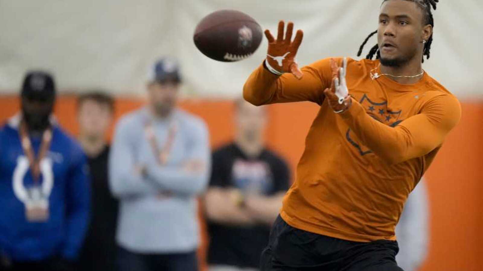 Adonai Mitchell is already impressing on and off the field | Yardbarker