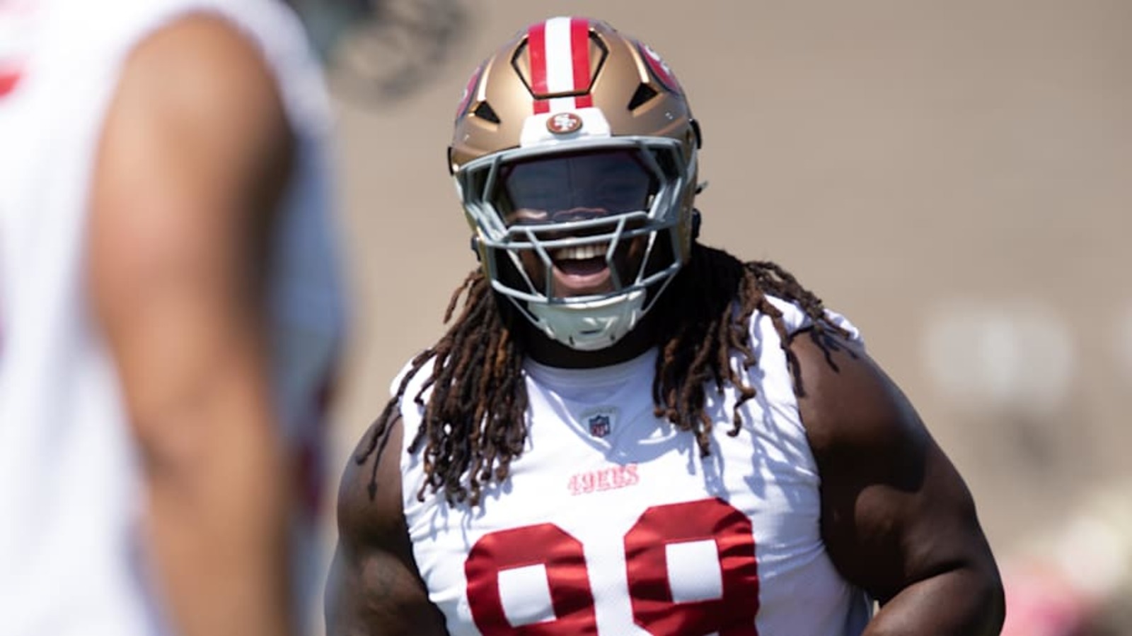 Robert Saleh Likens One 49ers Player to a 'Fire Hydrant' | Yardbarker