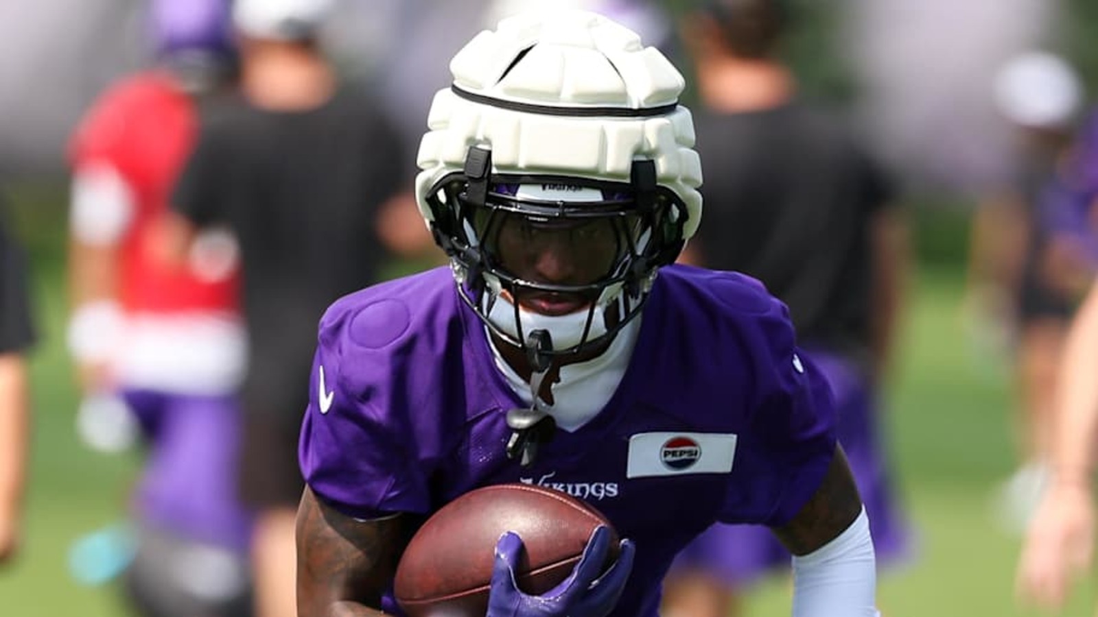 Kevin O'Connell reacts to Jordan Addison's three-game suspension ...