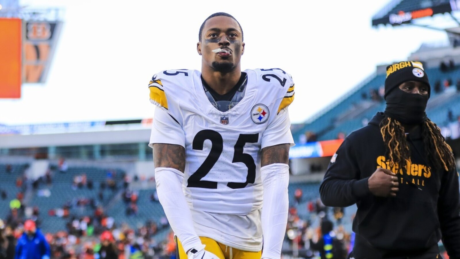Steelers' DeShon Elliott Reacts To Patrick Queen 'Growing Pains ...