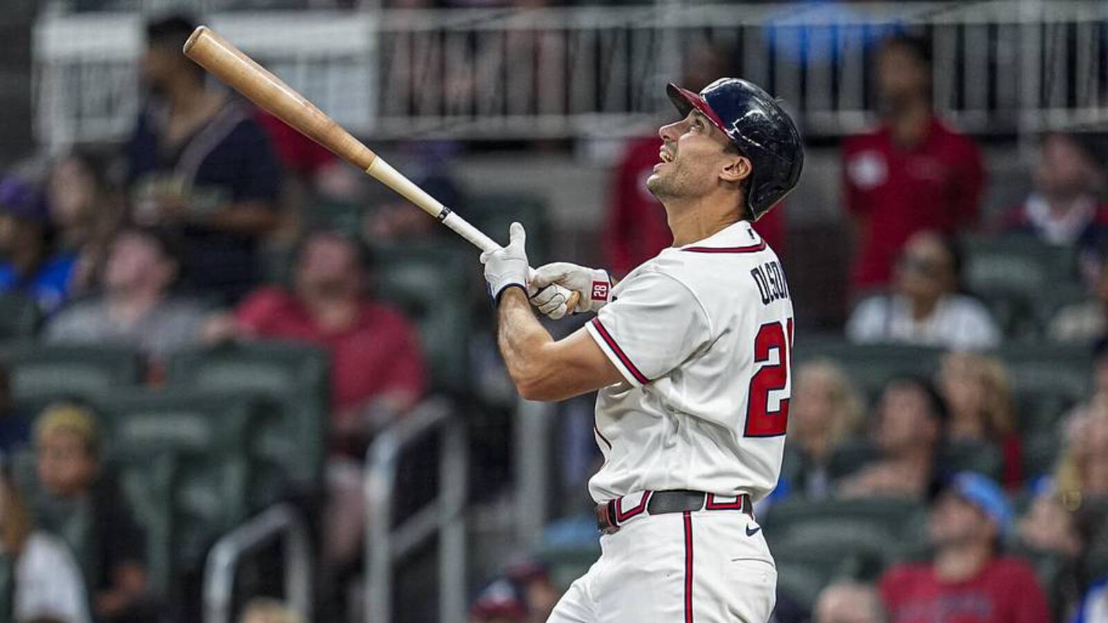 Braves Iron Man Matt Olson Has Timely Big Night on Lou Gehrig Day ...
