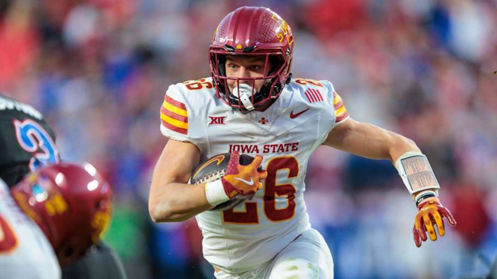 Iowa State vs. Kansas State score prediction by expert football model ...