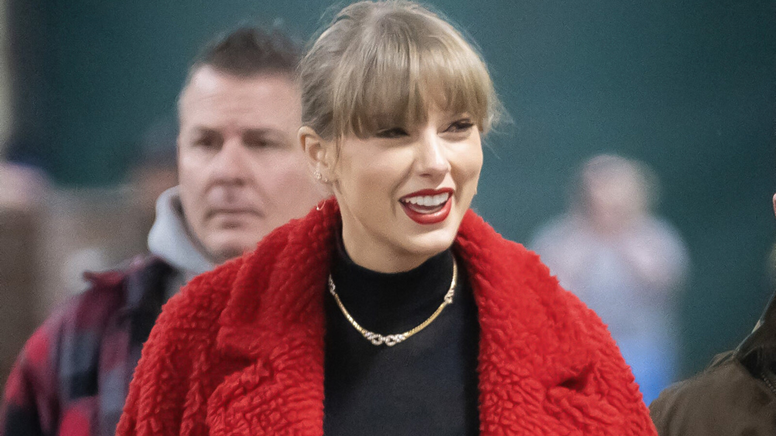 Taylor Swift 'Concern' Reason She Skipped Bills-Chiefs Game: Report ...