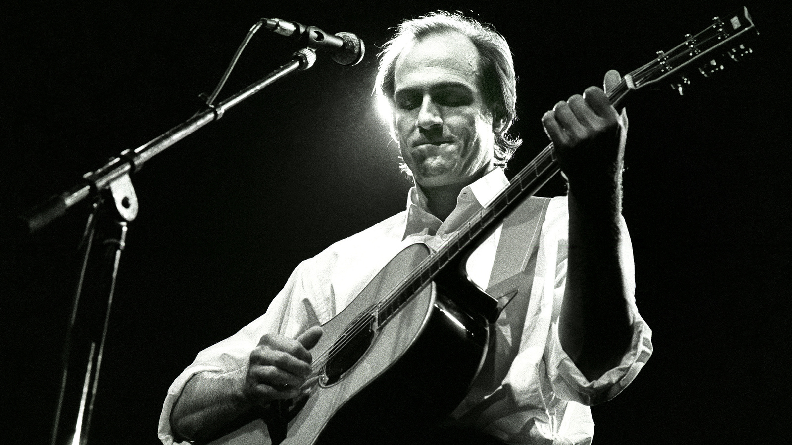 The essential James Taylor playlist | Yardbarker