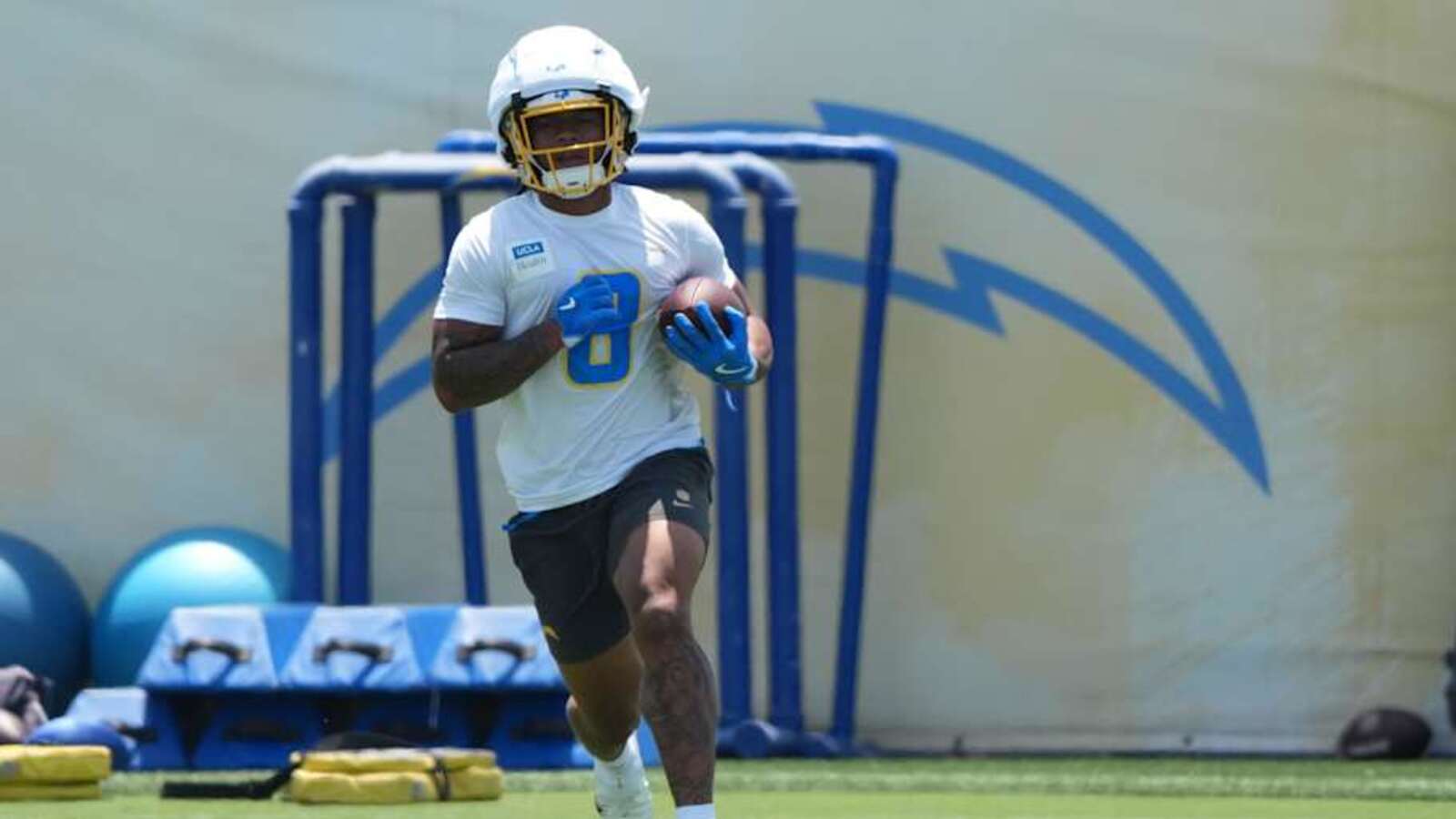 Chargers' Omarion Hampton, Najee Harris disrespected in new RB rankings ...