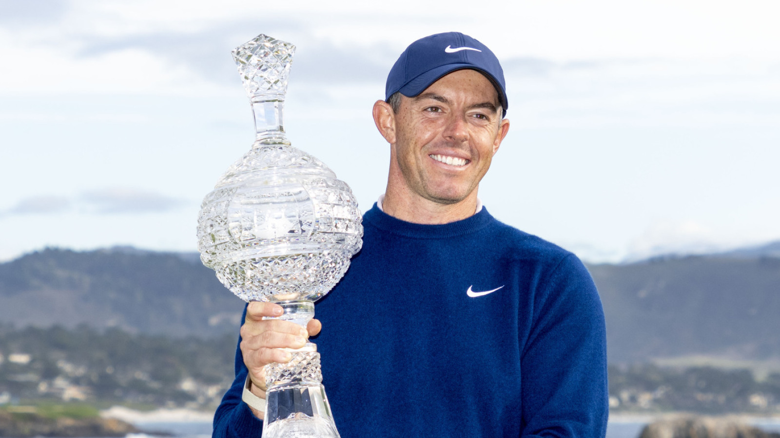 Rory McIlroy surges in final round to win Pebble Beach Pro-Am | Yardbarker