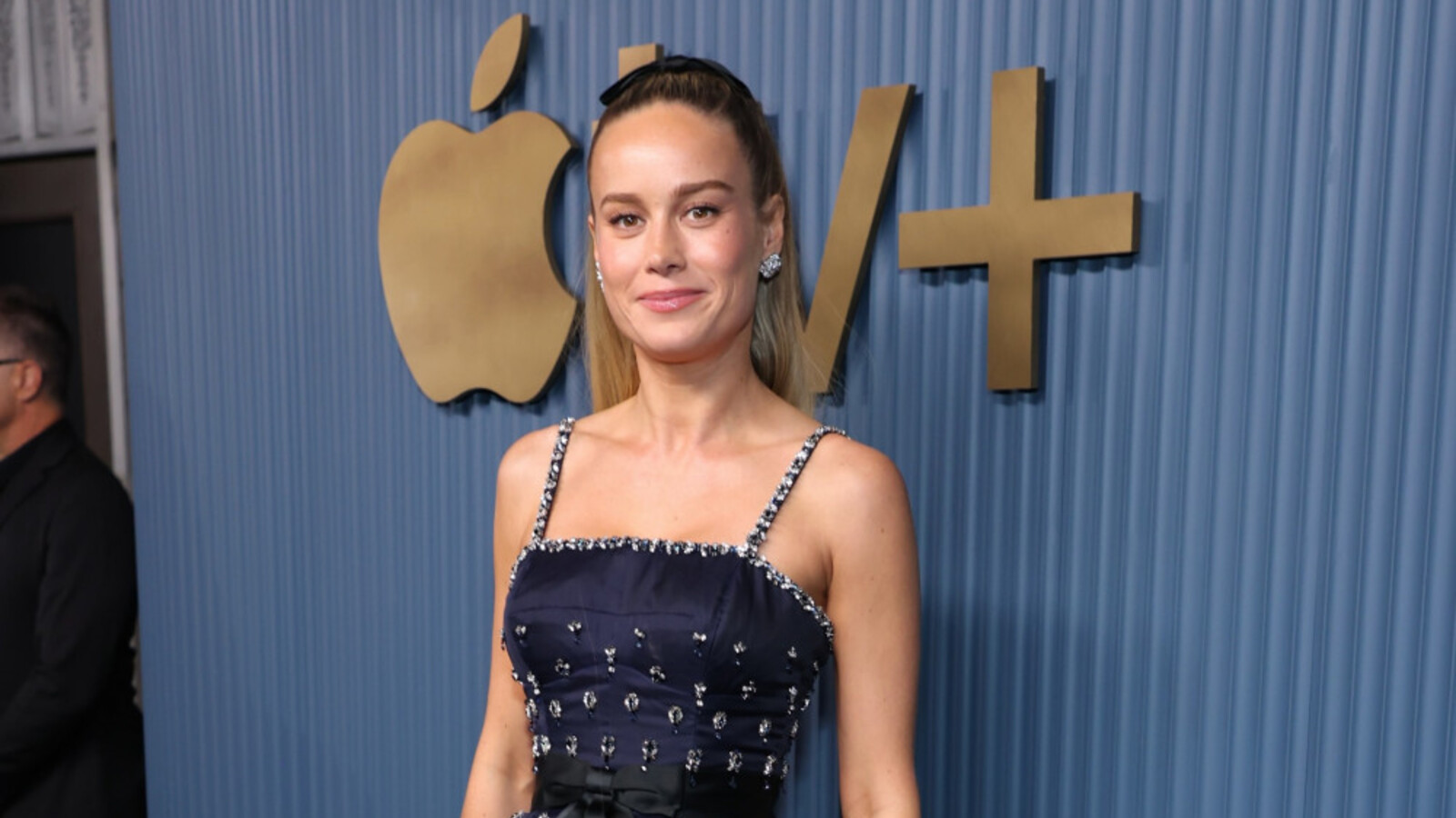 Hollywood star Brie Larson to release party-themed cookbook | Yardbarker
