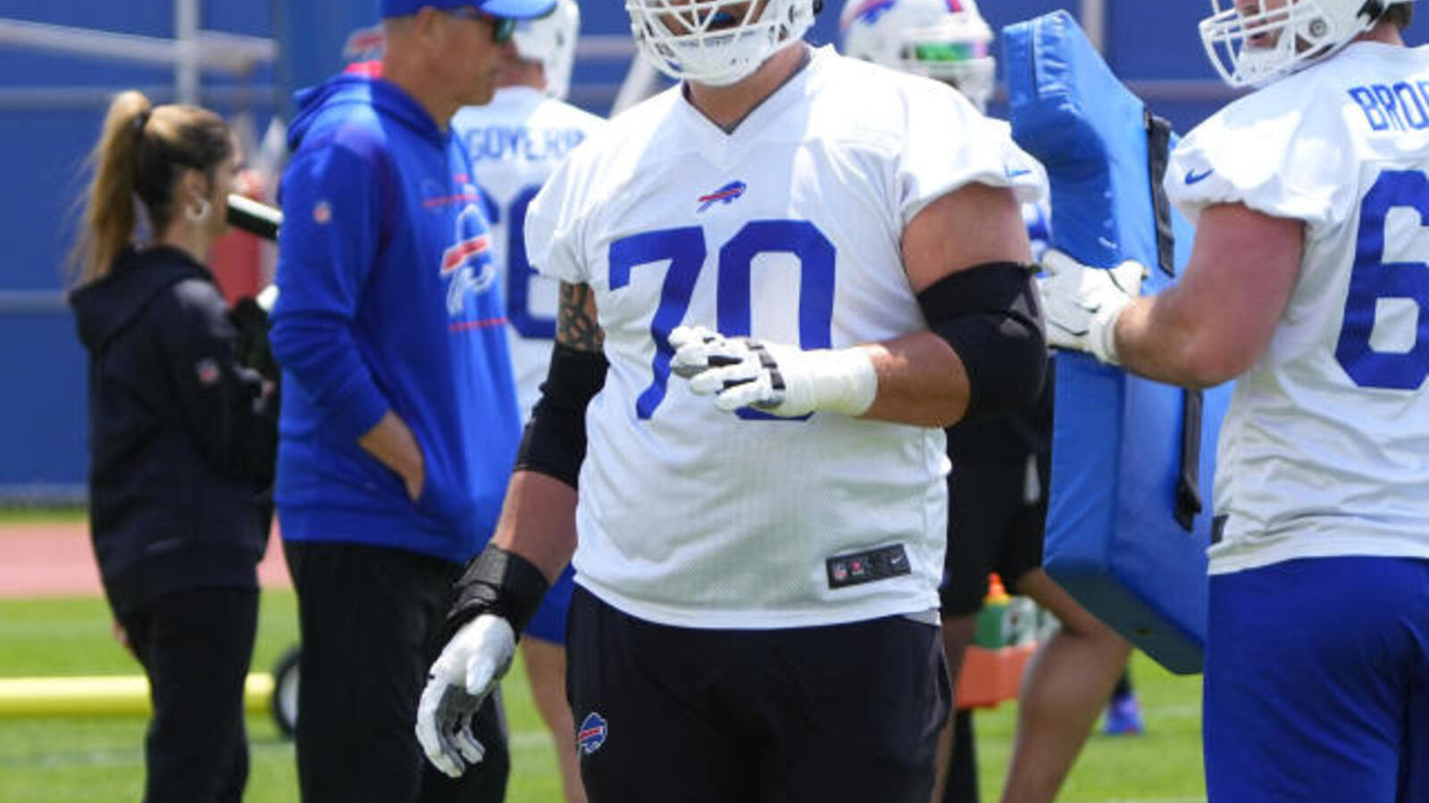 Bills OL Alec Anderson goes viral for heartwarming gesture | Yardbarker