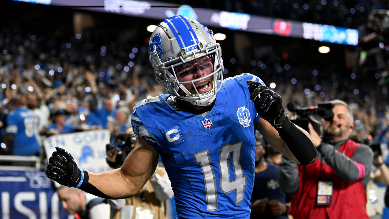 Detroit Lions Make Massive Commitments To Two Offensive Stars | Yardbarker