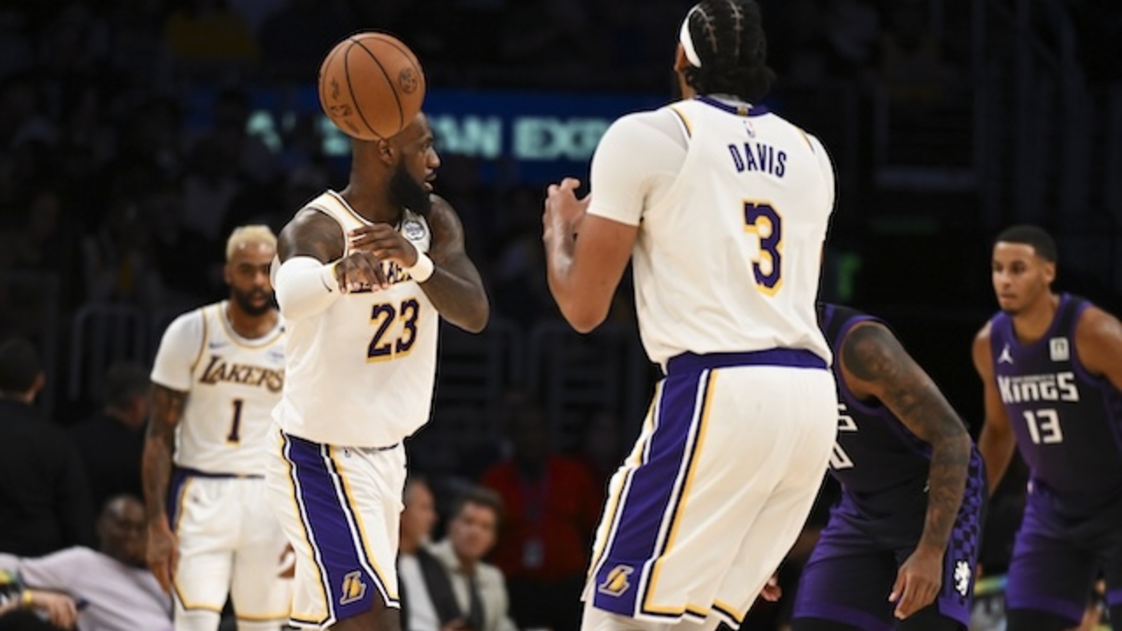 Defensive Attention On Anthony Davis Helping LeBron James | Yardbarker