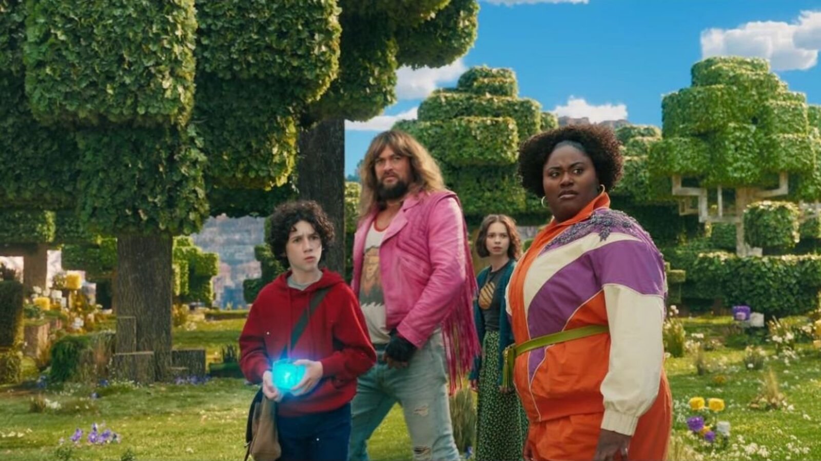 A MINECRAFT MOVIE’s Trailer is Delightfully Unhinged | Yardbarker