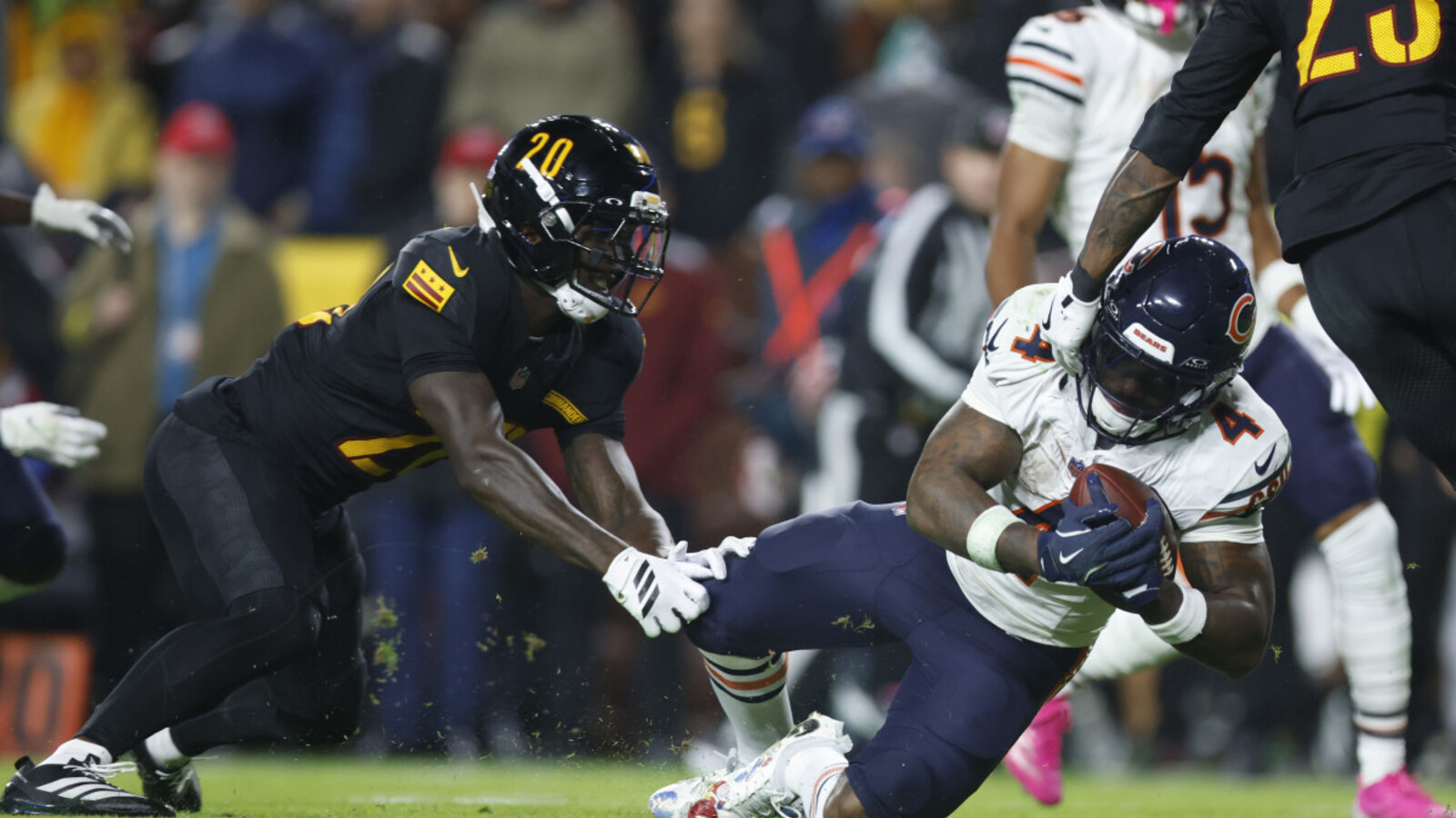 One player went from hero to villain for the Commanders after crucial ...