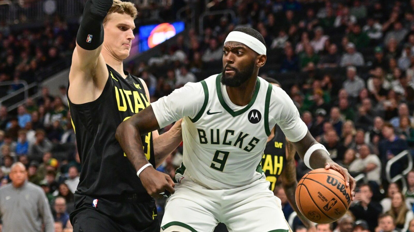 Could the Knicks reunite with Bucks’ backup big man via trade? | Yardbarker