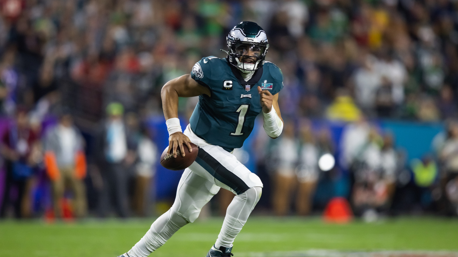 Best of the NFC East: QB, draft pick, fans and more | Yardbarker