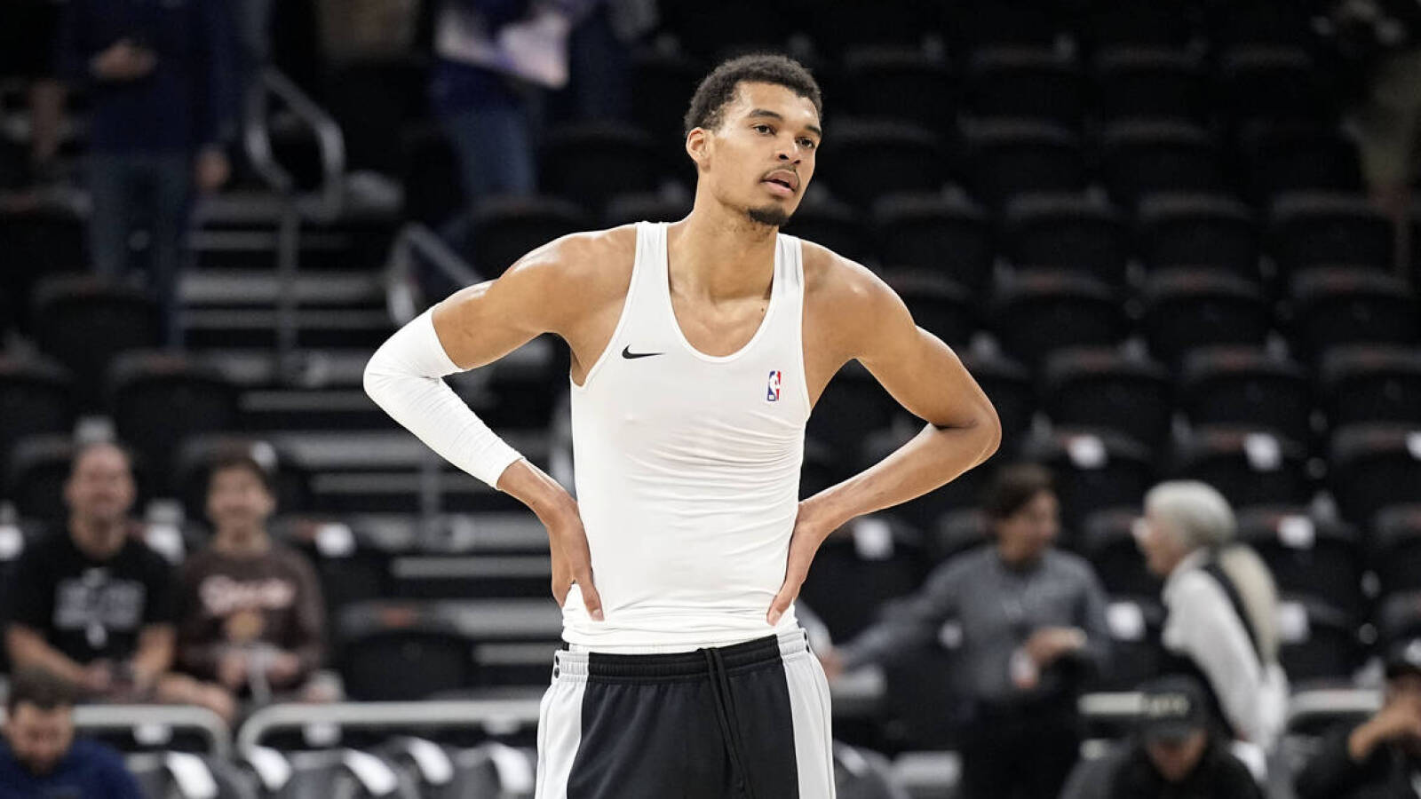 Devin Booker is the latest star to praise Victor Wembanyama | Yardbarker