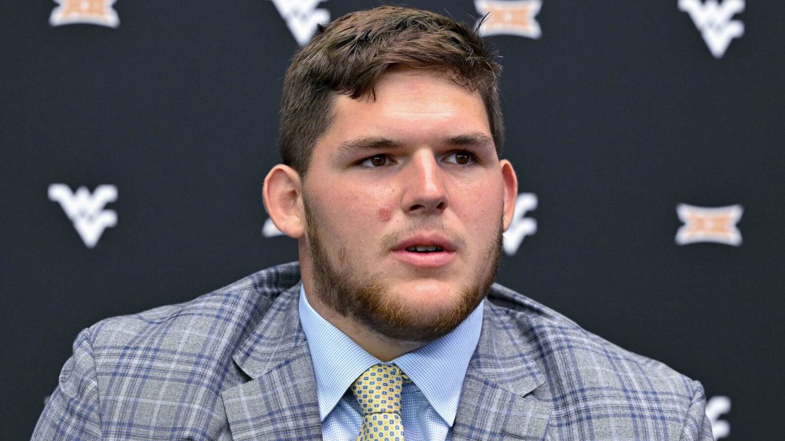 Steelers Draft Target, WVU Center Zach Frazier Flirting with First ...