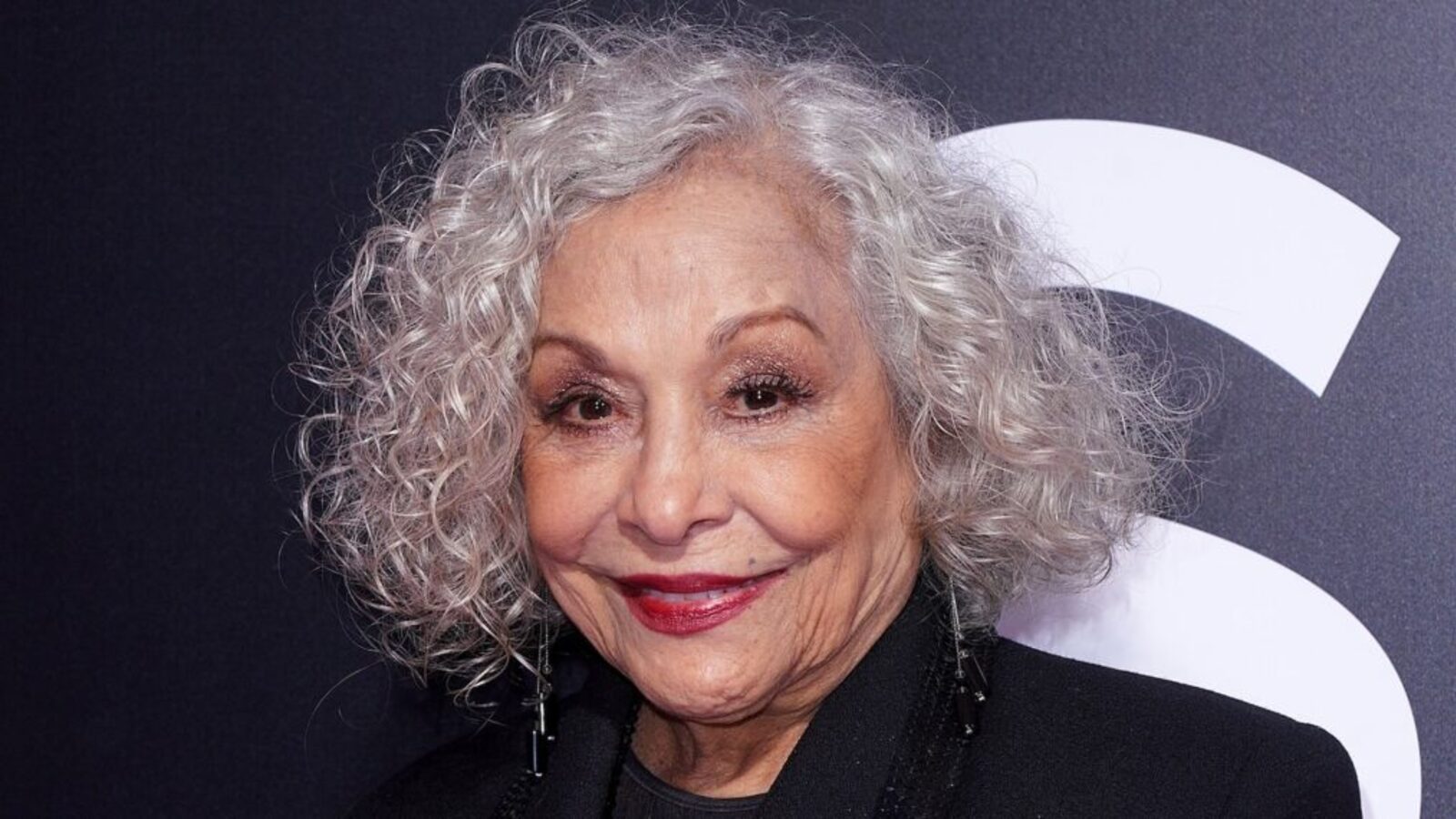 Renee Victor Dies: ‘Coco’ & ‘Weeds’ Actor Was 86 | Yardbarker