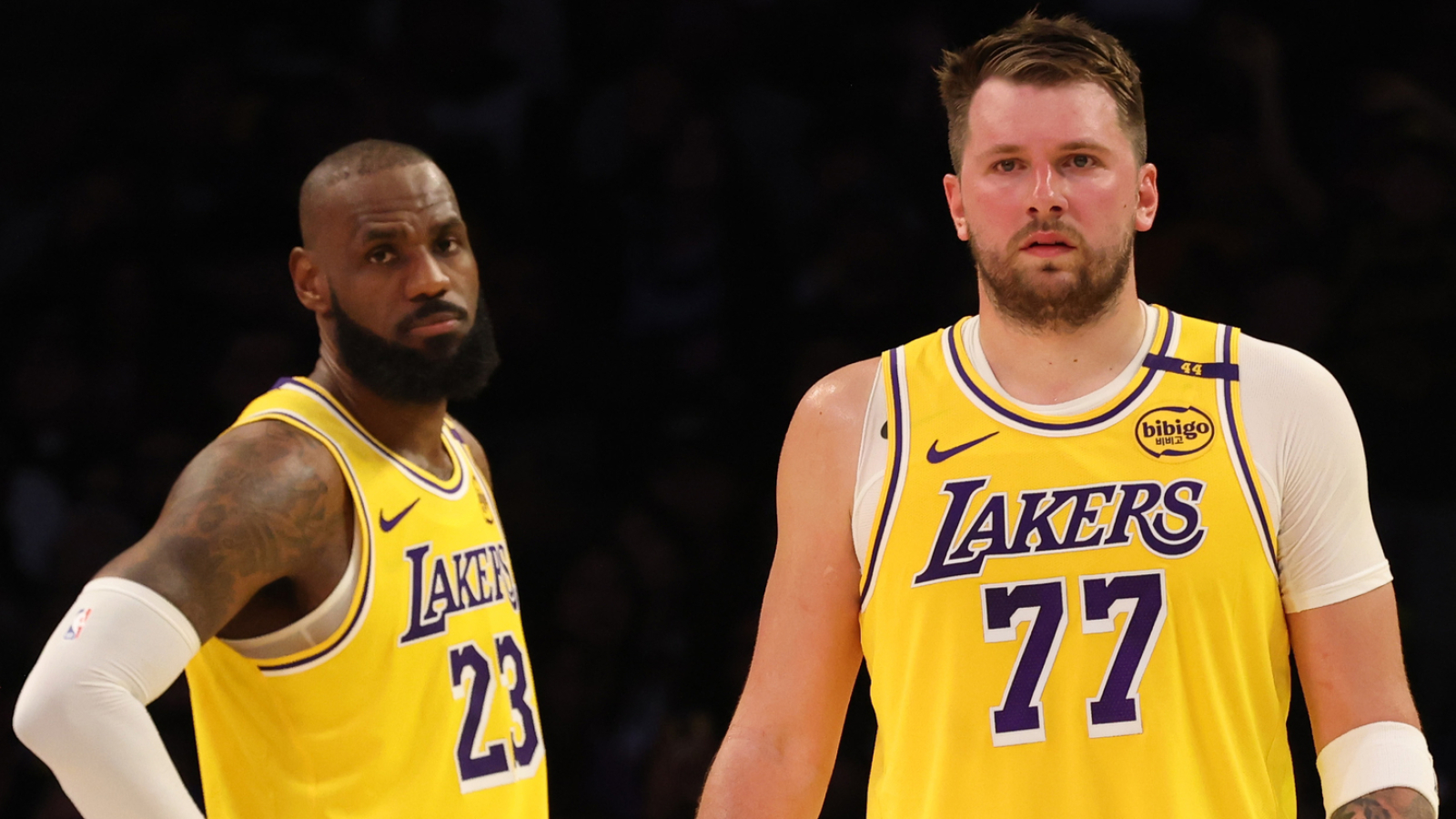 LeBron James closes out Mavs, Luka Doncic has triple-double | Yardbarker
