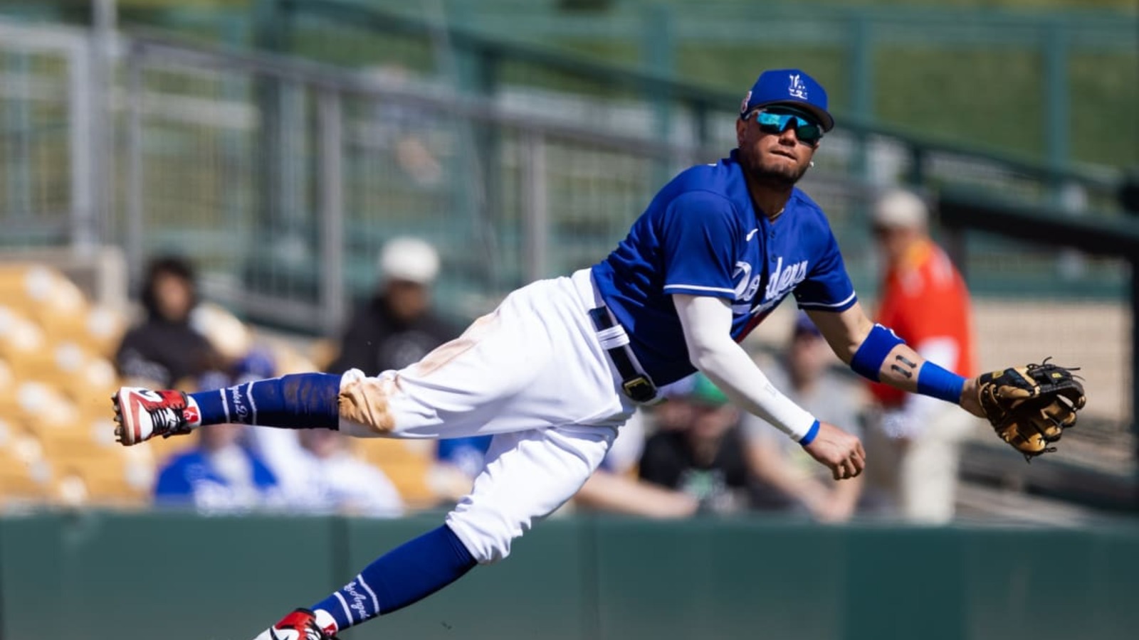 Miguel Rojas is Ready to Step In at Shortstop for Gavin Lux | Yardbarker