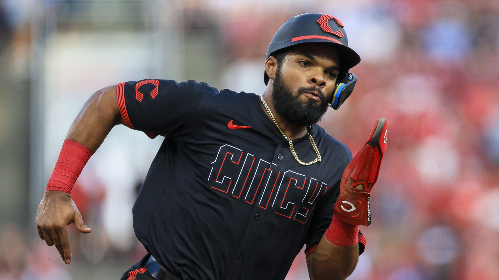 Watch: Reds exciting young slugger makes MLB history | Yardbarker