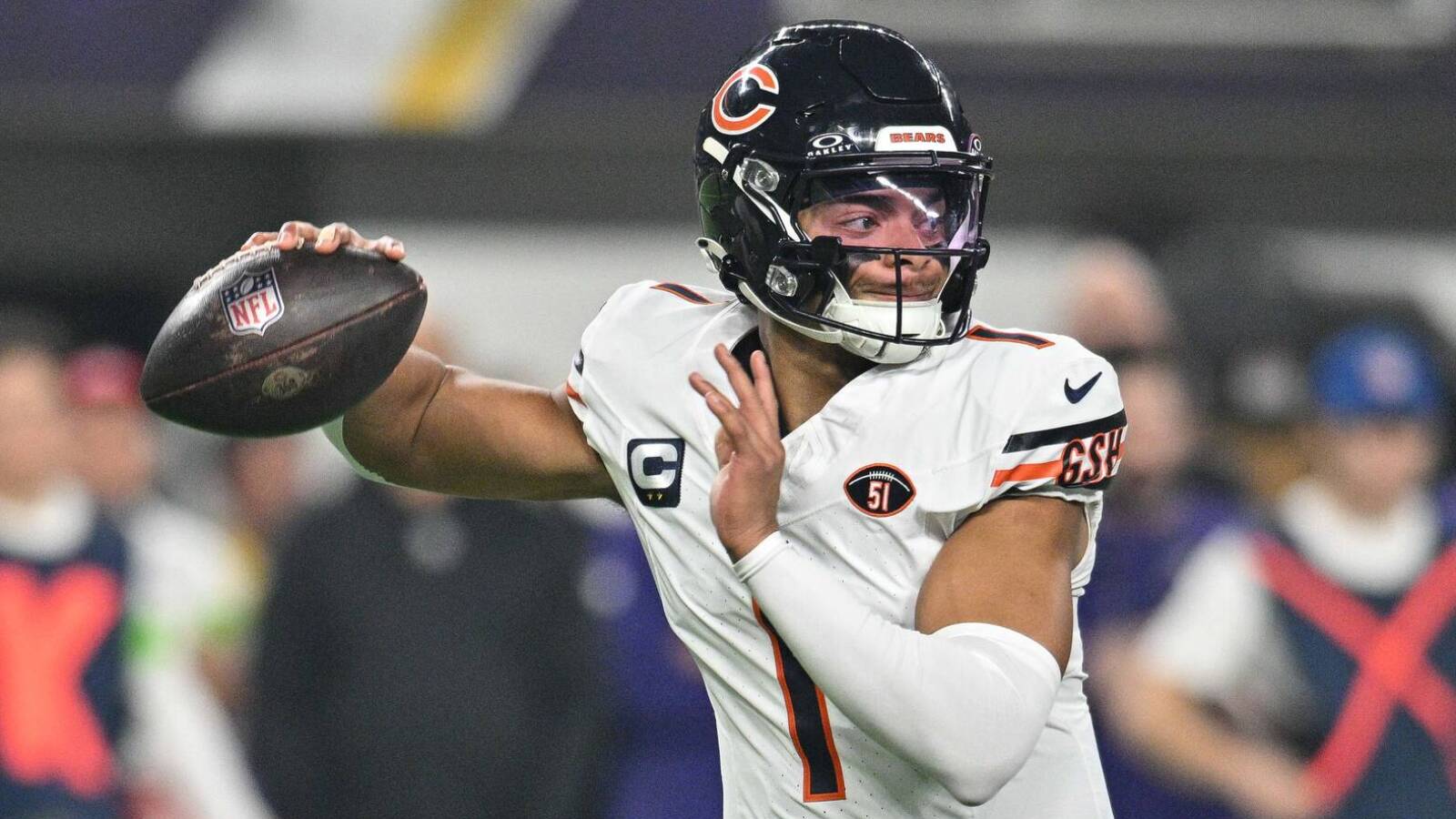 Bears trade Justin Fields to Steelers | Yardbarker