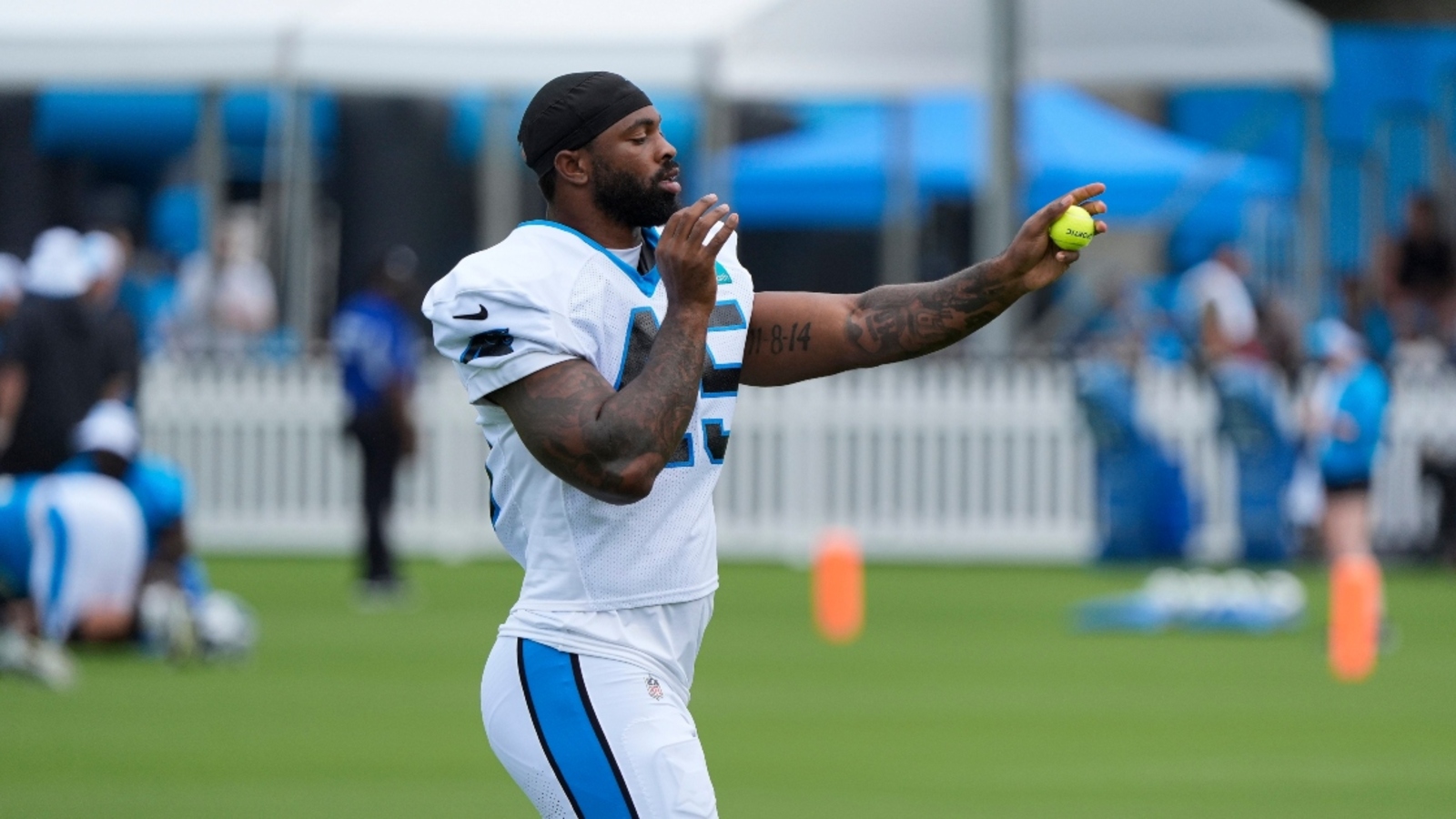 Panthers release LB K’Lavon Chaisson ahead of season-opener vs. Saints ...