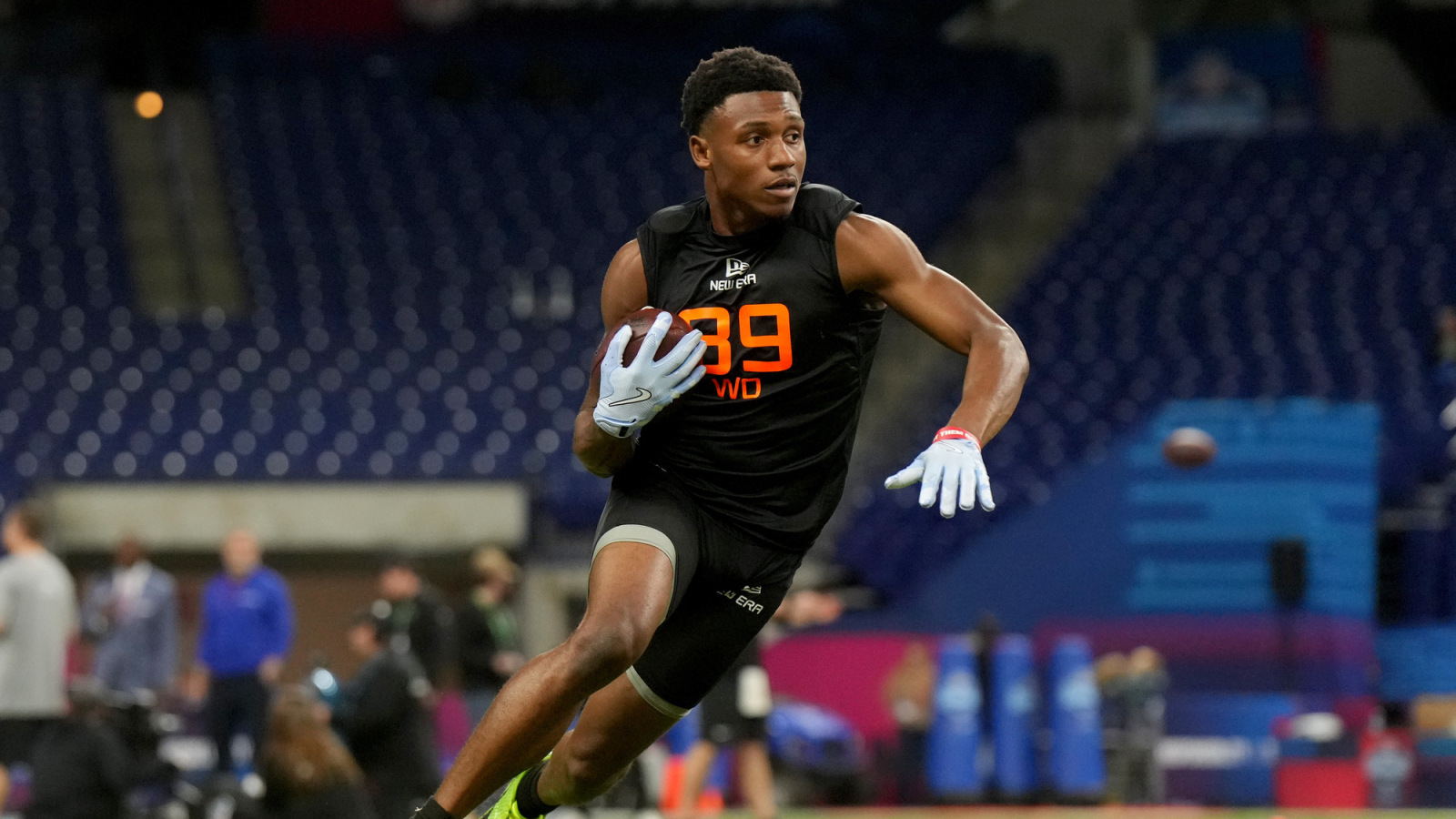 NY Jets believe in Arian Smith despite legit concerns beyond drops ...